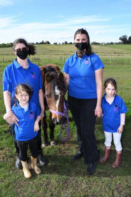 Rescued ponies get a helping hand | Pakenham Gazette