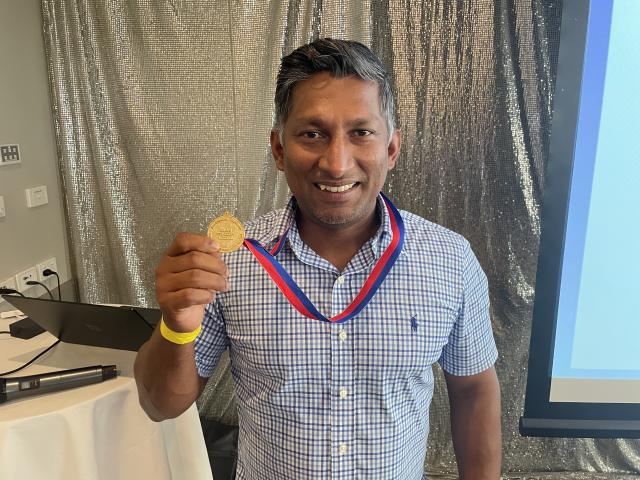 Mendis is the man | Pakenham Gazette