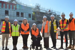 Community hospital on track | Pakenham Gazette