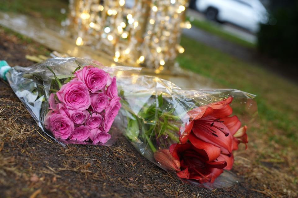 Community tribute to Bondi terror-attack victims | Pakenham Gazette
